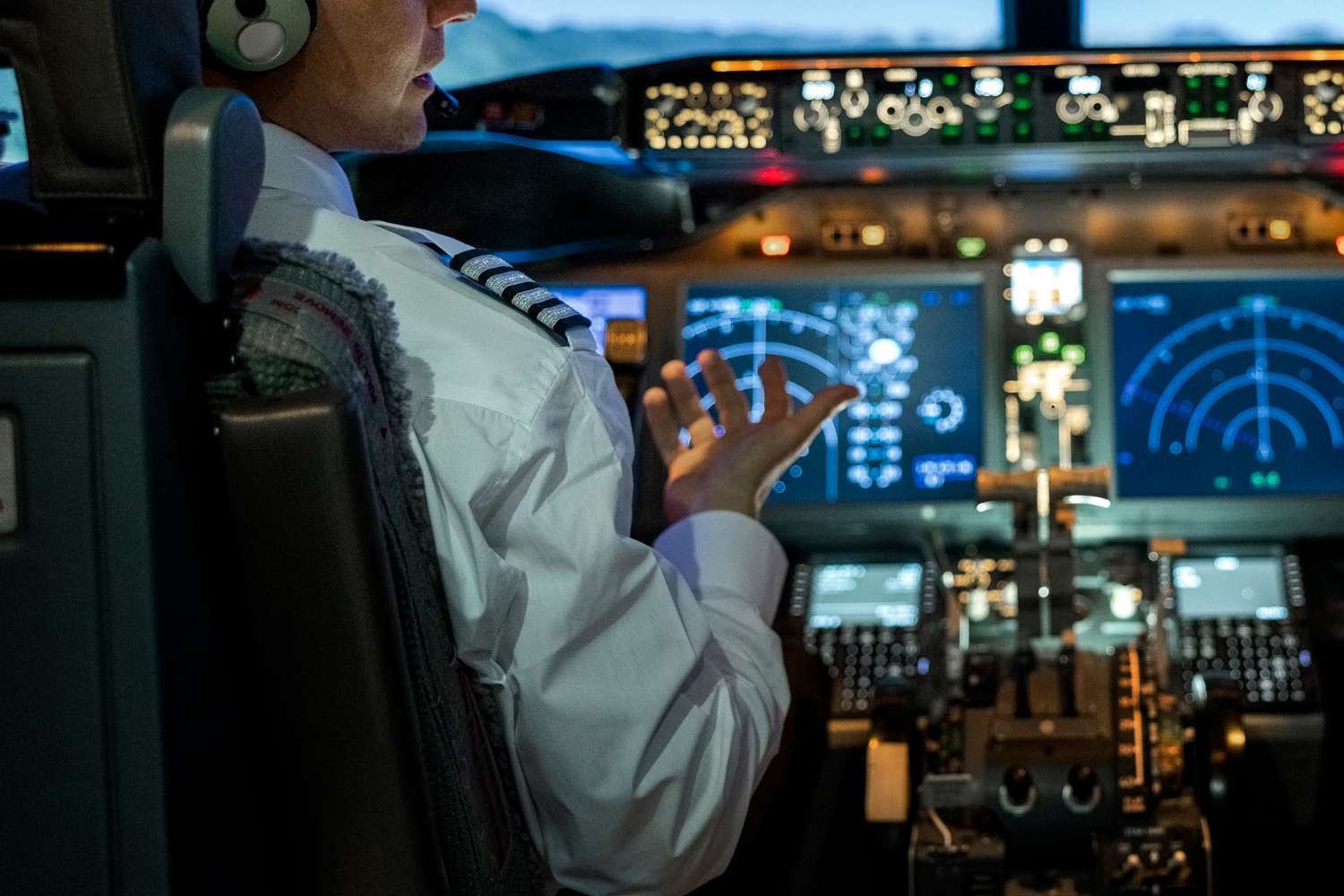 United Airlines Flight Declares 'Mayday' amid Engine Failure