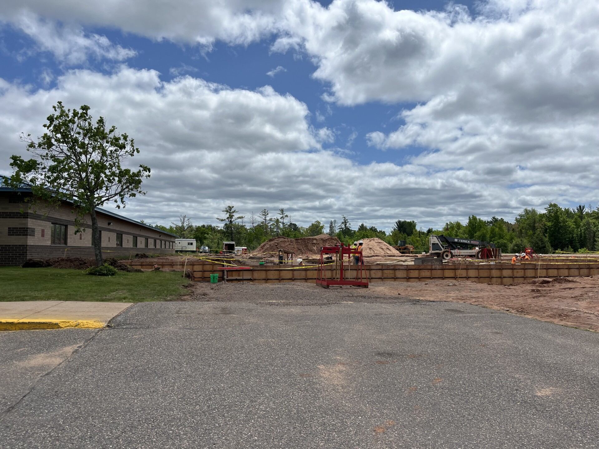 Construction for new gym, classrooms begins at Aspen Ridge Elementary