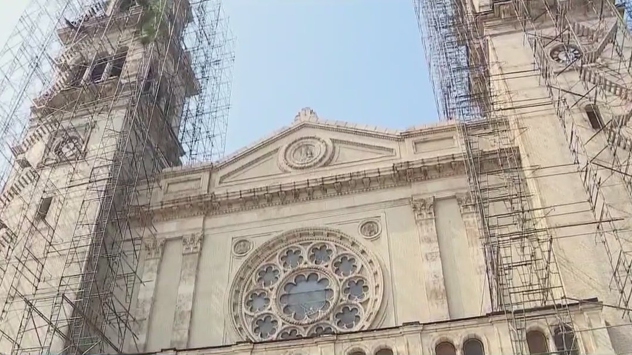 Neighbors push back as committee moves to partially landmark historic ...