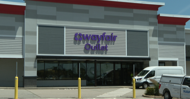 WayFair Outlet opening its first Massachusetts store this week