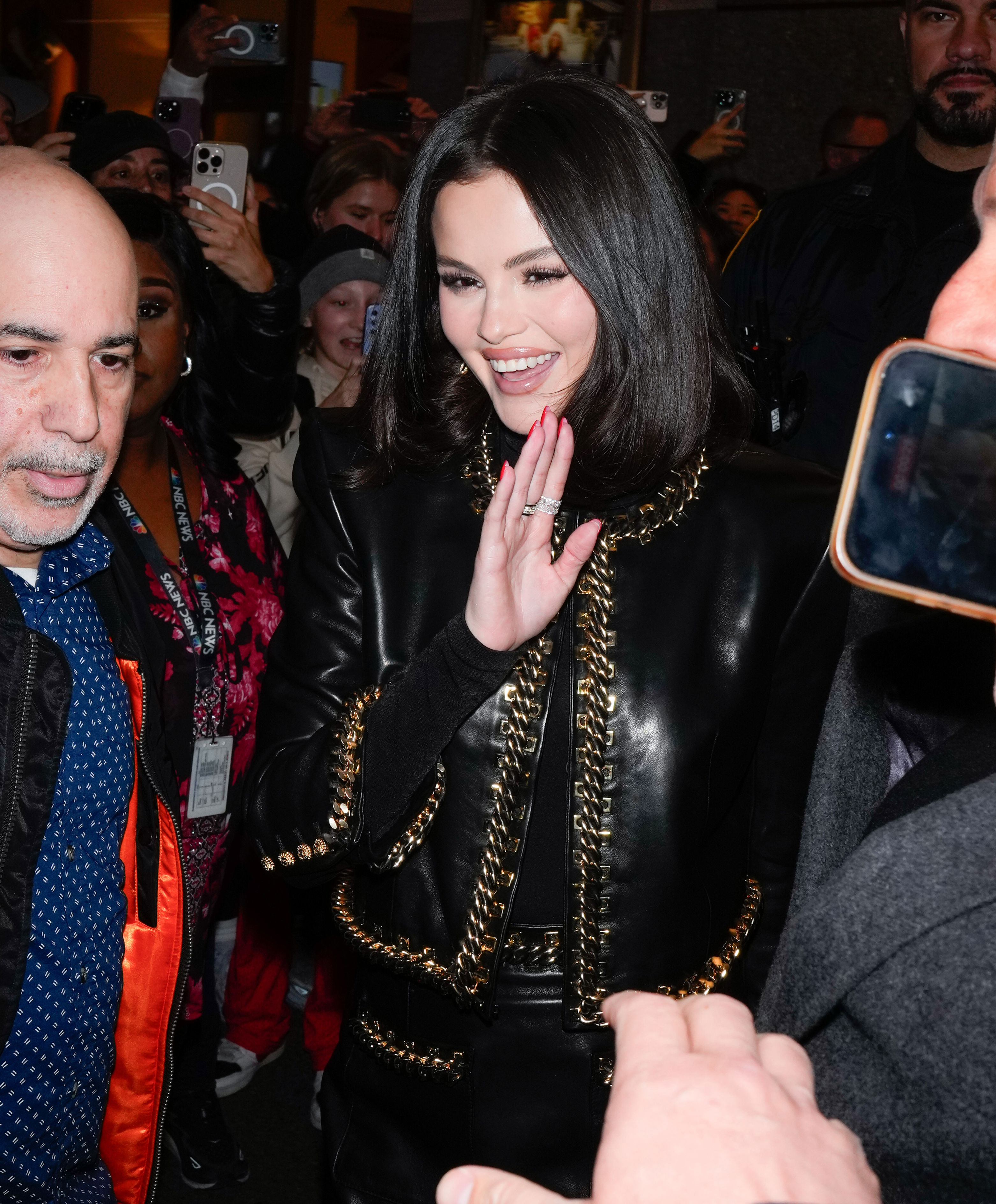 Butterfly Haircuts Give the Face-Framing Flattery of a Bob—Without the Chop