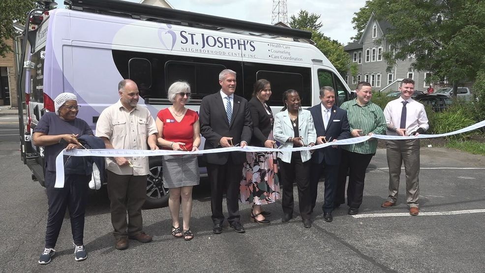 st-joseph-s-new-mobile-unit-aims-to-bridge-health-care-gaps-across