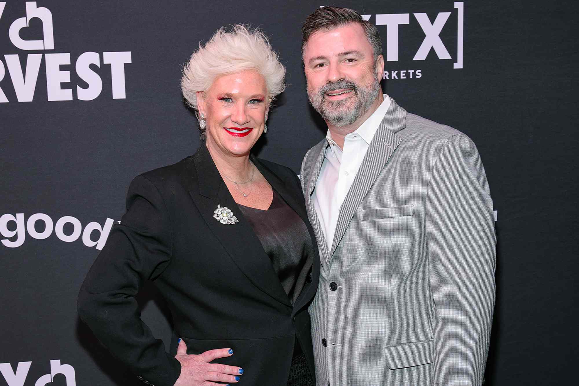 Who Is Anne Burrell's Husband, Stuart Claxton? All About His ...