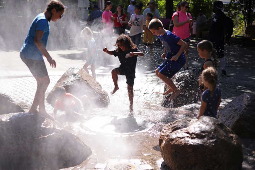 Iowa weather: Polk County's Extreme Temperature Plan in effect later ...