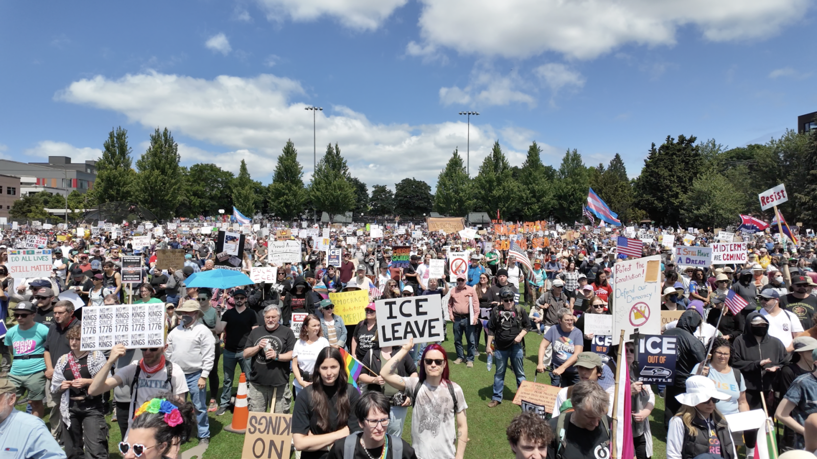 Tukwila mayor flags ‘cryptic’ DHS message amid protest outside federal ...