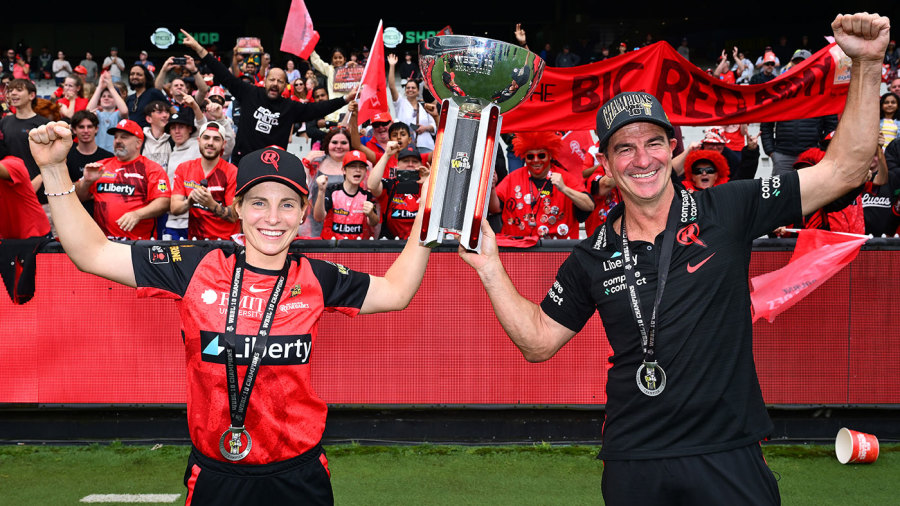 Helmot steps down as Melbourne Renegades WBBL coach