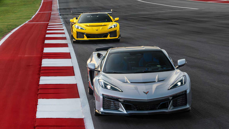 2026 Porsche 911 Turbo S Vs.2026 Corvette ZR1X Comparison