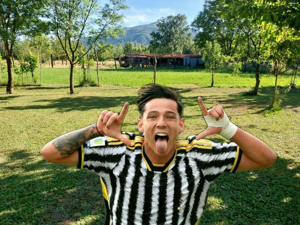 Calciomercato: la Carrarese punta su Alessio Vacca della Juventus