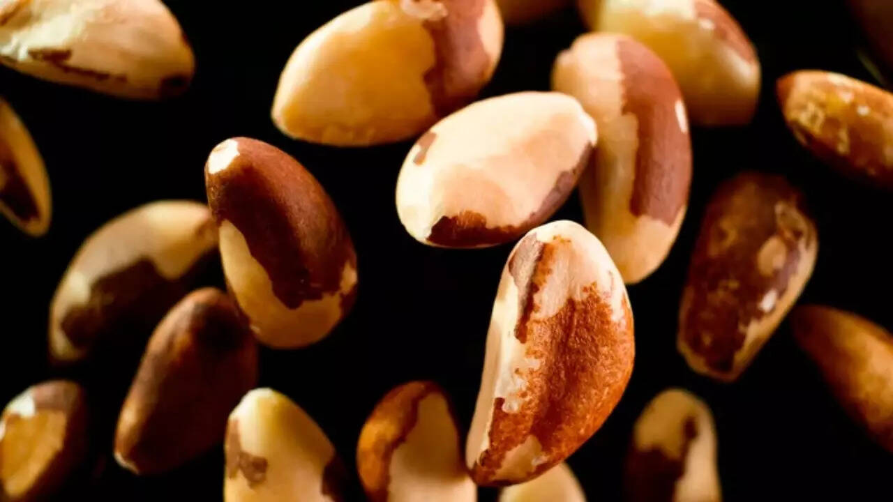 9 health benefits of Brazil nuts—The super snack you’re probably ...