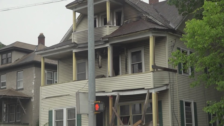 Torrington neighbors react to large 3-story house fire