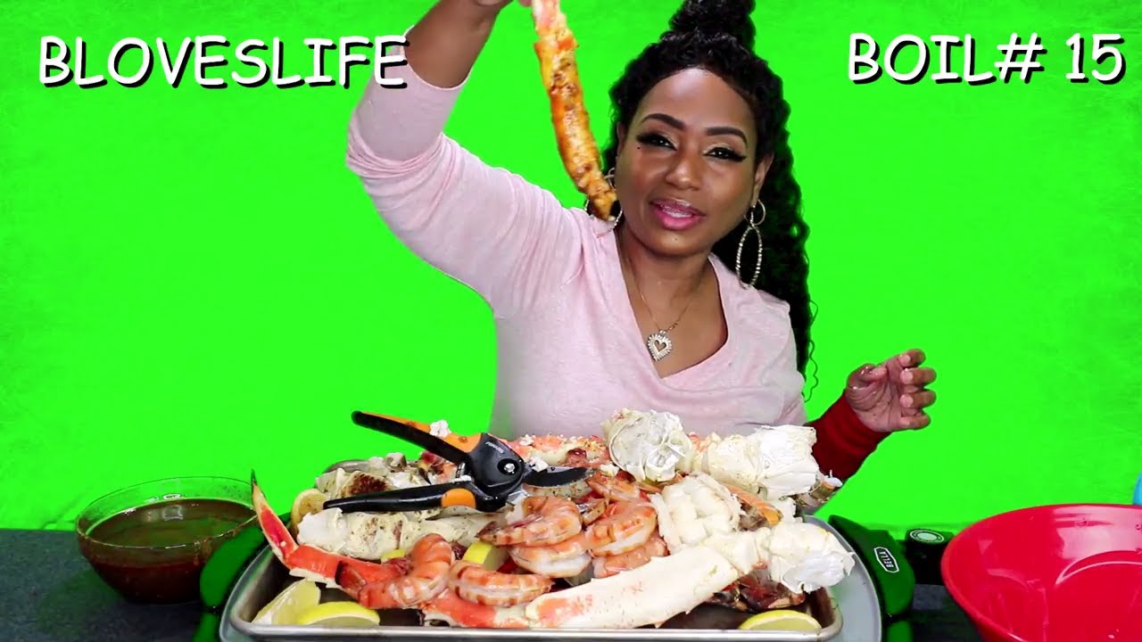 Smackalicious Seafood Boil with Crab, Lobster and Shrimp