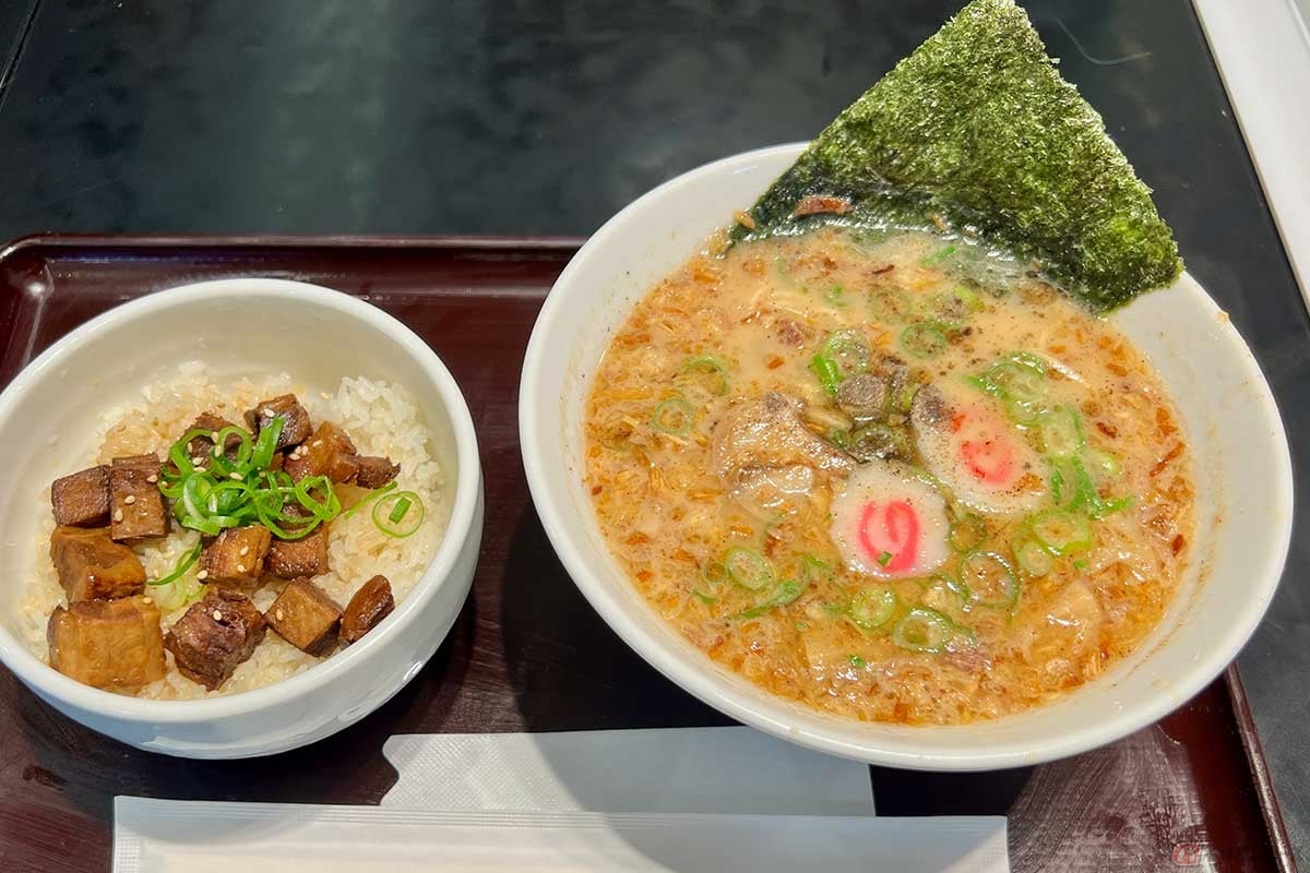 一般道から入ったことある？ 東名高速「EXPASA海老名」で食欲を誘う至極のラーメンを実食!! バイクで行く高速道路グルメ