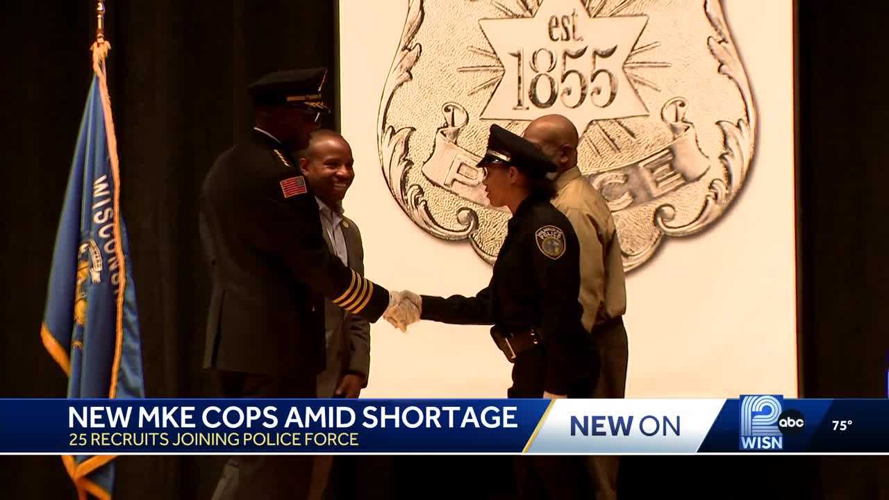 25 New Milwaukee police recruits join the force