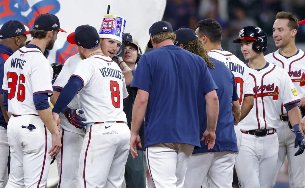 Mets blow late lead in crushing 10-inning loss to Braves for fourth ...