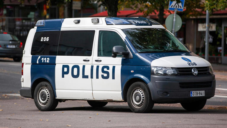 Auto törmäsi pyöräilevään lapseen ja poistui paikalta Joensuussa