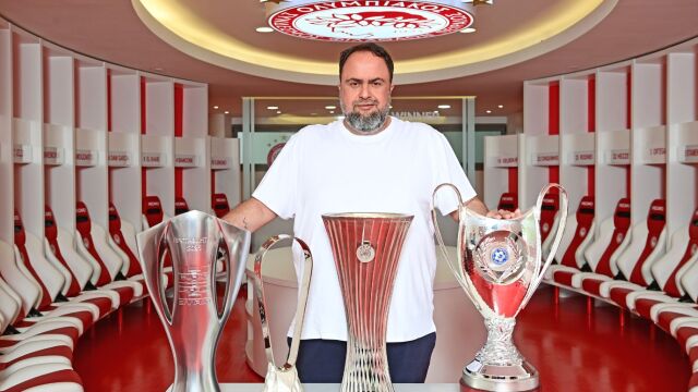 15 χρόνια Βαγγέλης Μαρινάκης: Η κοσμογονία στον Ολυμπιακό ξεκίνησε στις ...
