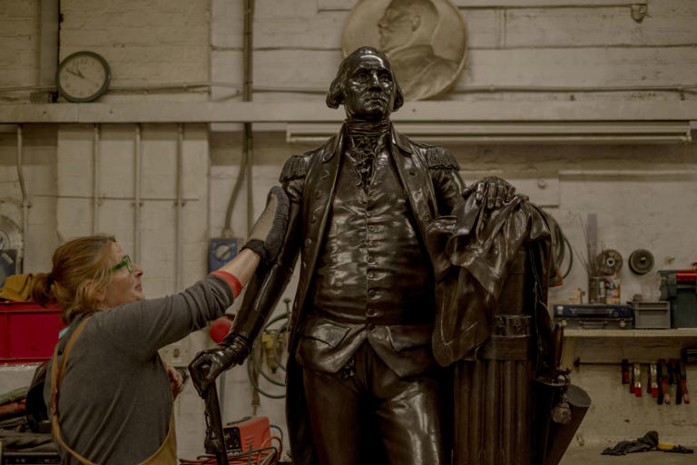 Traitor or hero? Statue of George Washington stirs mixed reaction in ...