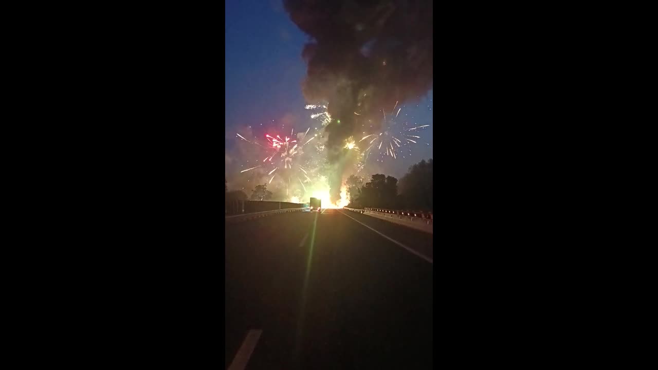 Fireworks explode on highway following crash in China