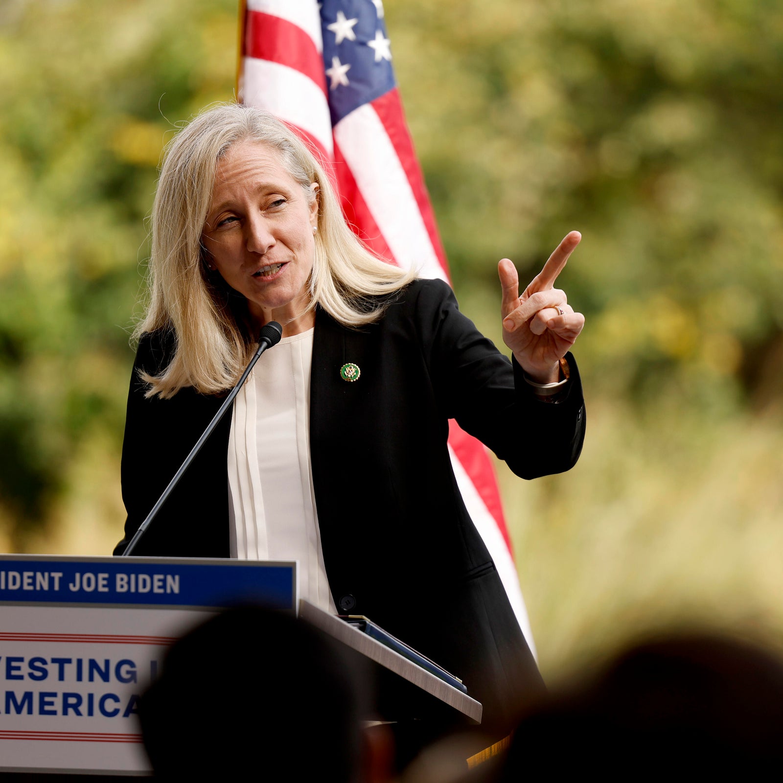 In governor's race, Democrat Abigail Spanberger makes appeal based on ...