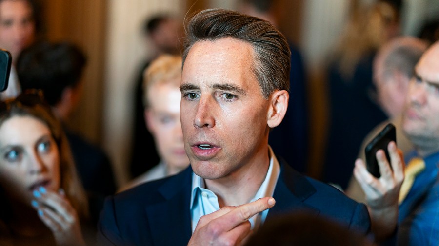 2 GOP senators break with leaders on vote to release all Epstein ...