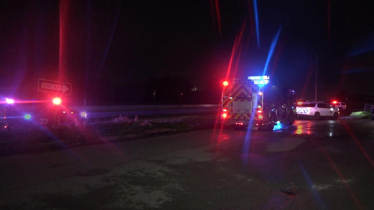 Man struck, killed while crossing I-70 in St. Louis