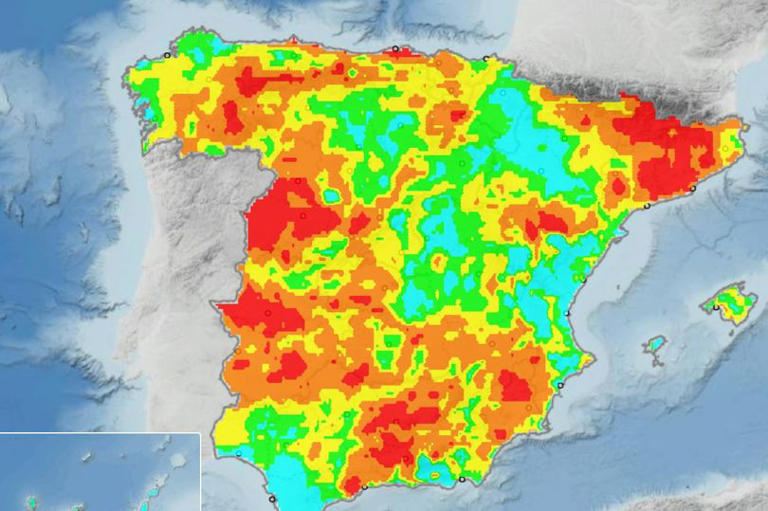 Spain 'red alert' warning as travellers told to use 'extreme caution'