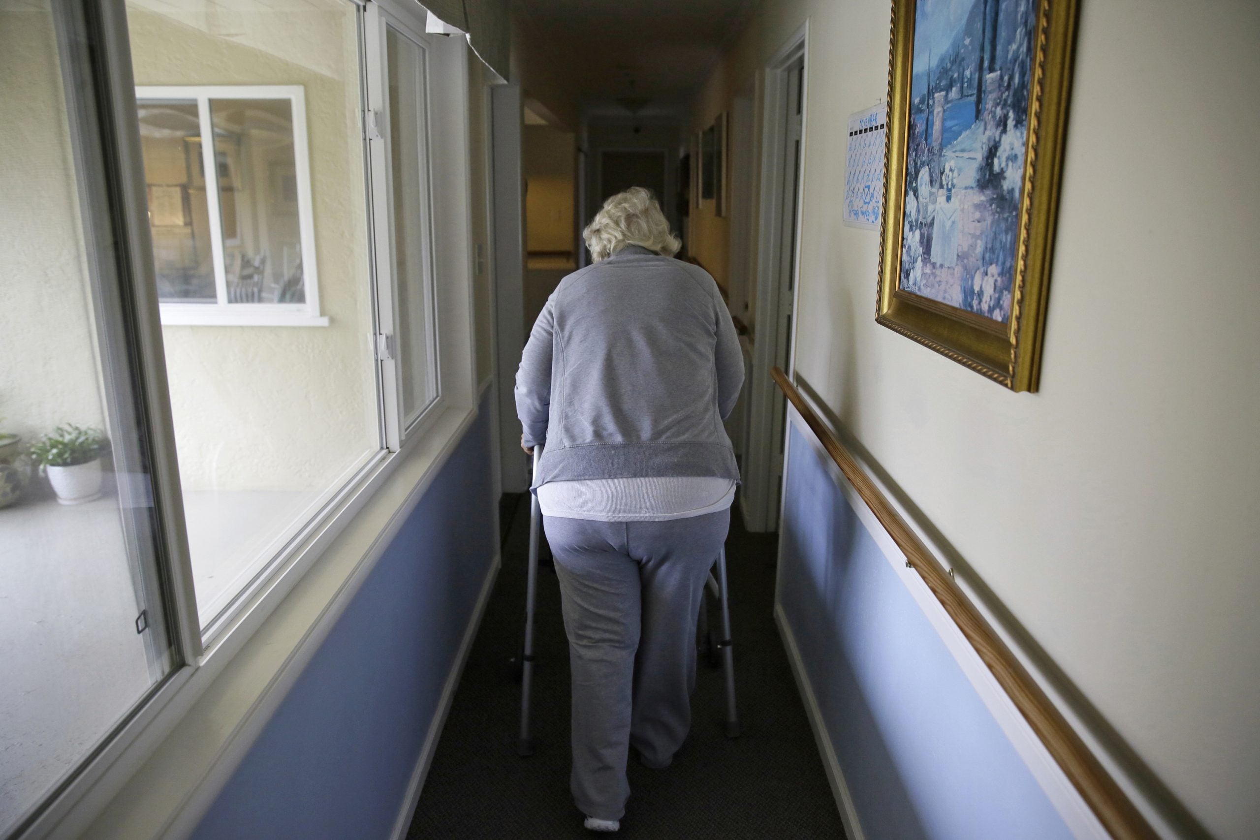 More older adults are dying from unintentional falls, CDC report shows