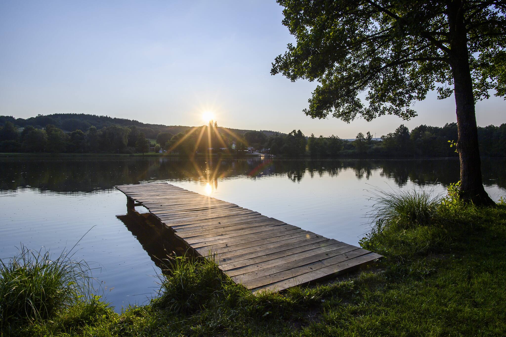 Sommerferien im Saarland: Schöne Seen zum Baden und Entspannen