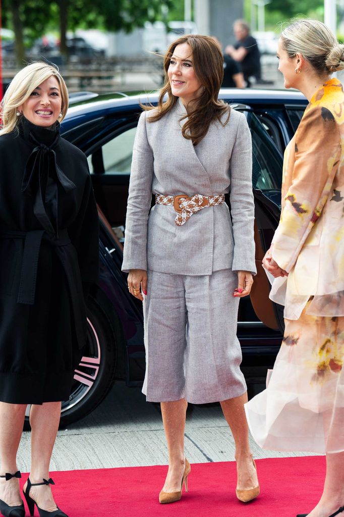 The best shorts for women in their 50s, 60s and 70s - plus stylist ...