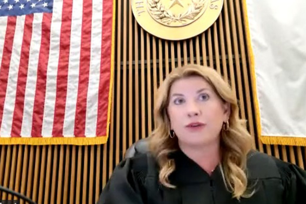 No-nonsense Texas judge scolds man for wearing ‘World’s Best Farter ...