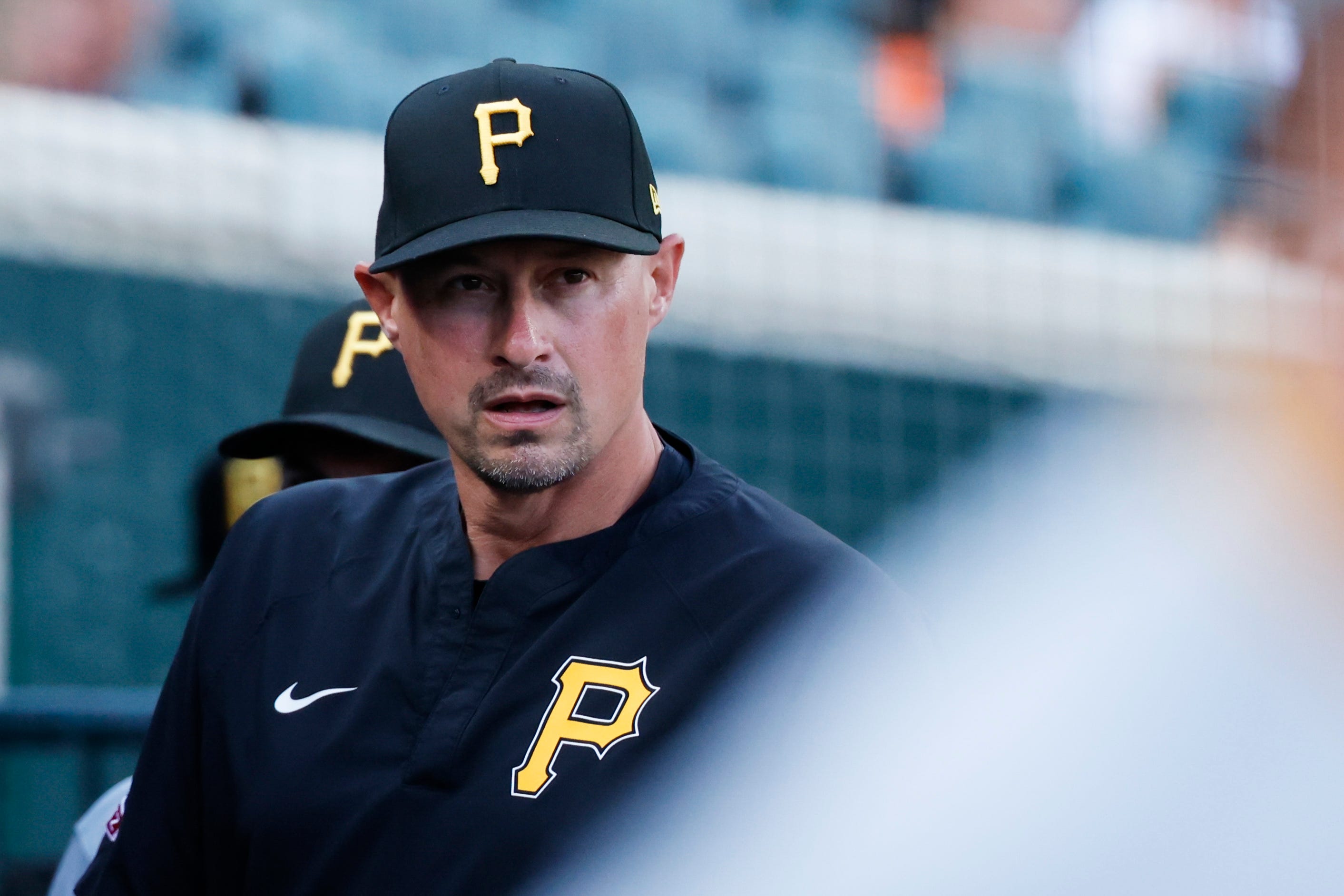 Detroit Tigers friends and foes greet Don Kelly with one wish: 'A ...