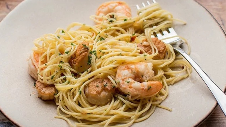 8 Best Scallop Recipes For Seafood Lovers