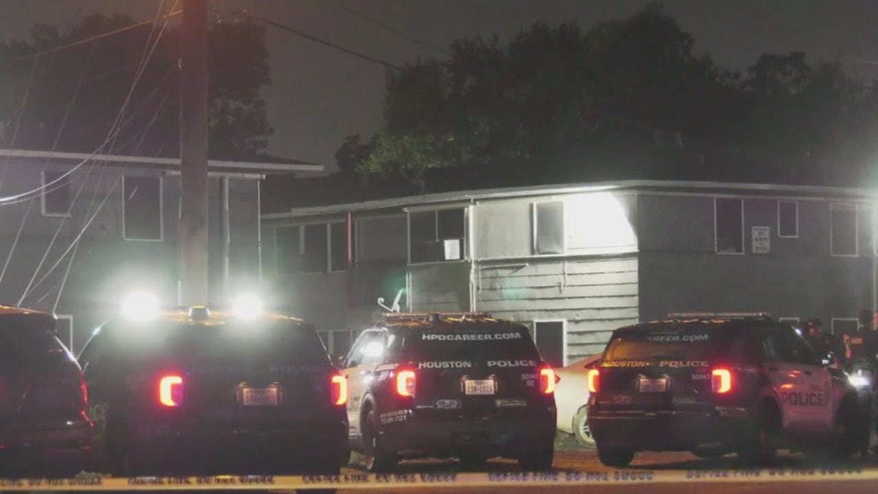 Houston man accused of shooting girlfriend to death, sending photo to ...