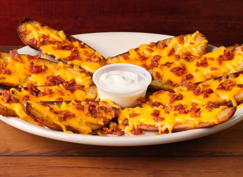 7 Restaurant Chains With the Best Potato Skins