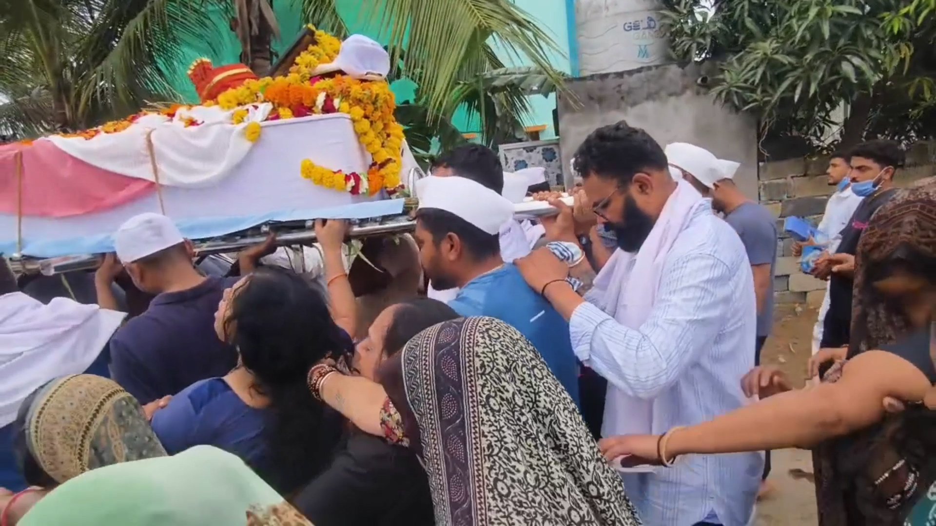British Air India survivor carries brother's coffin
