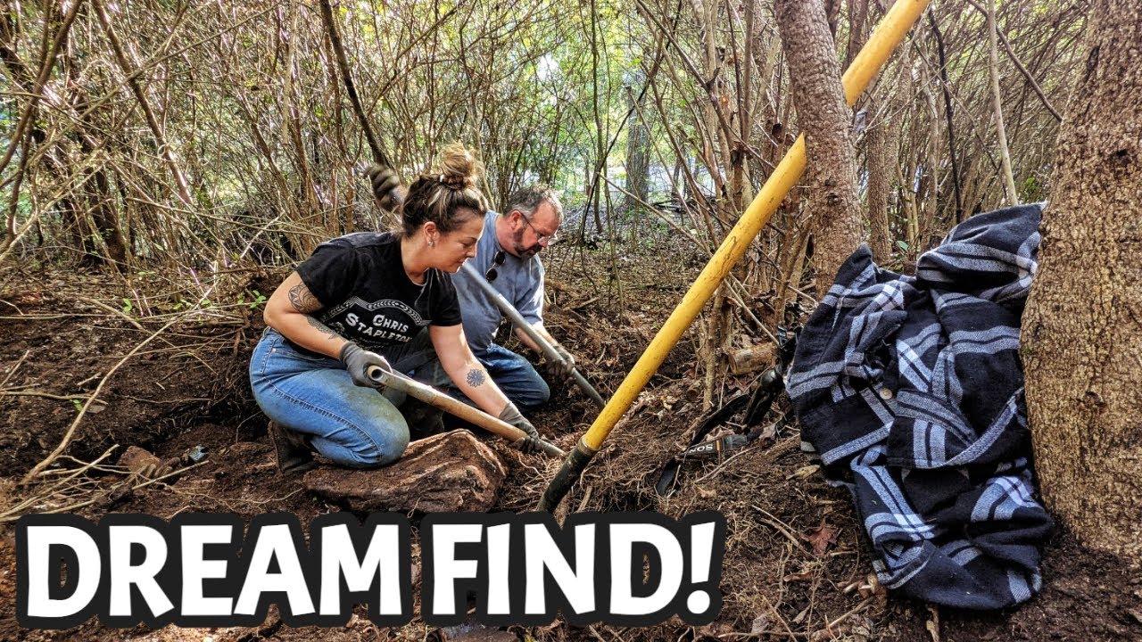 Digging in a Late 1800's Dump for Valuable Antique Treasure!