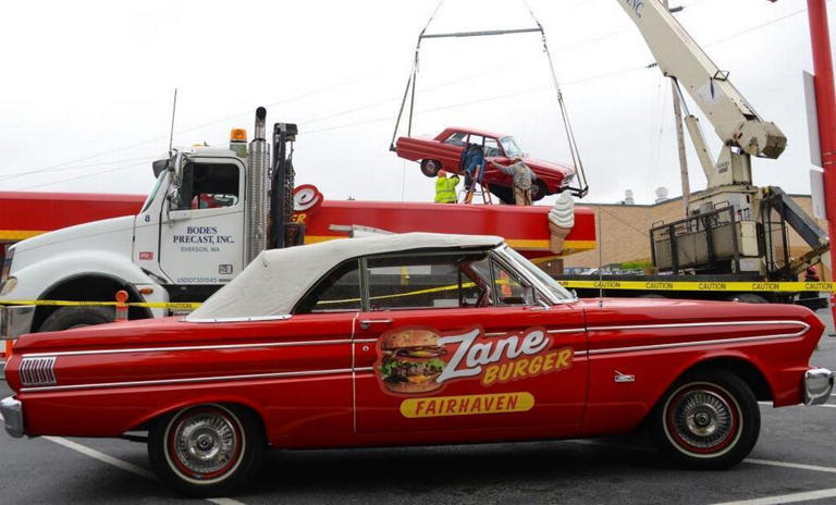 ‘Committed to downtown': Peoples Bank reopens as Fairhaven construction ...