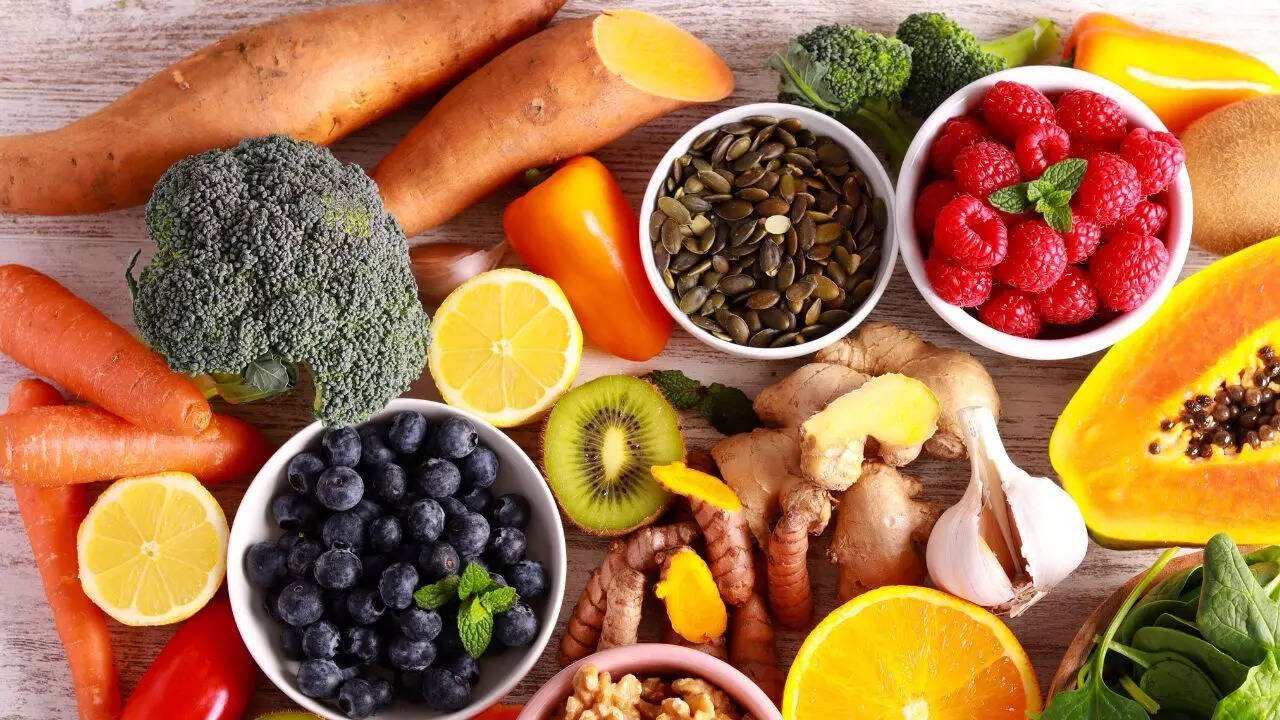 Why do women need more iron than men? Foods that are rich in iron