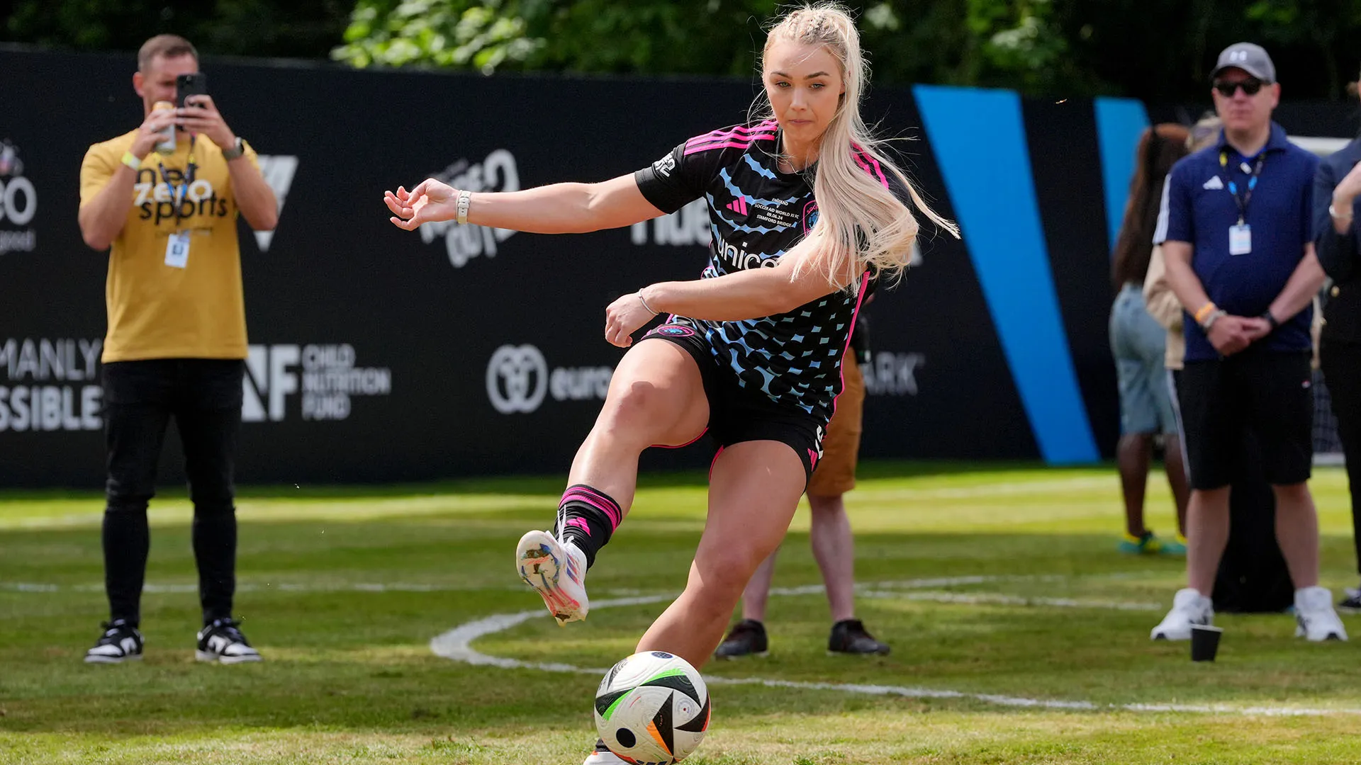 Les fans en extase devant la nouvelle passion de Livi Sheldon : les photos