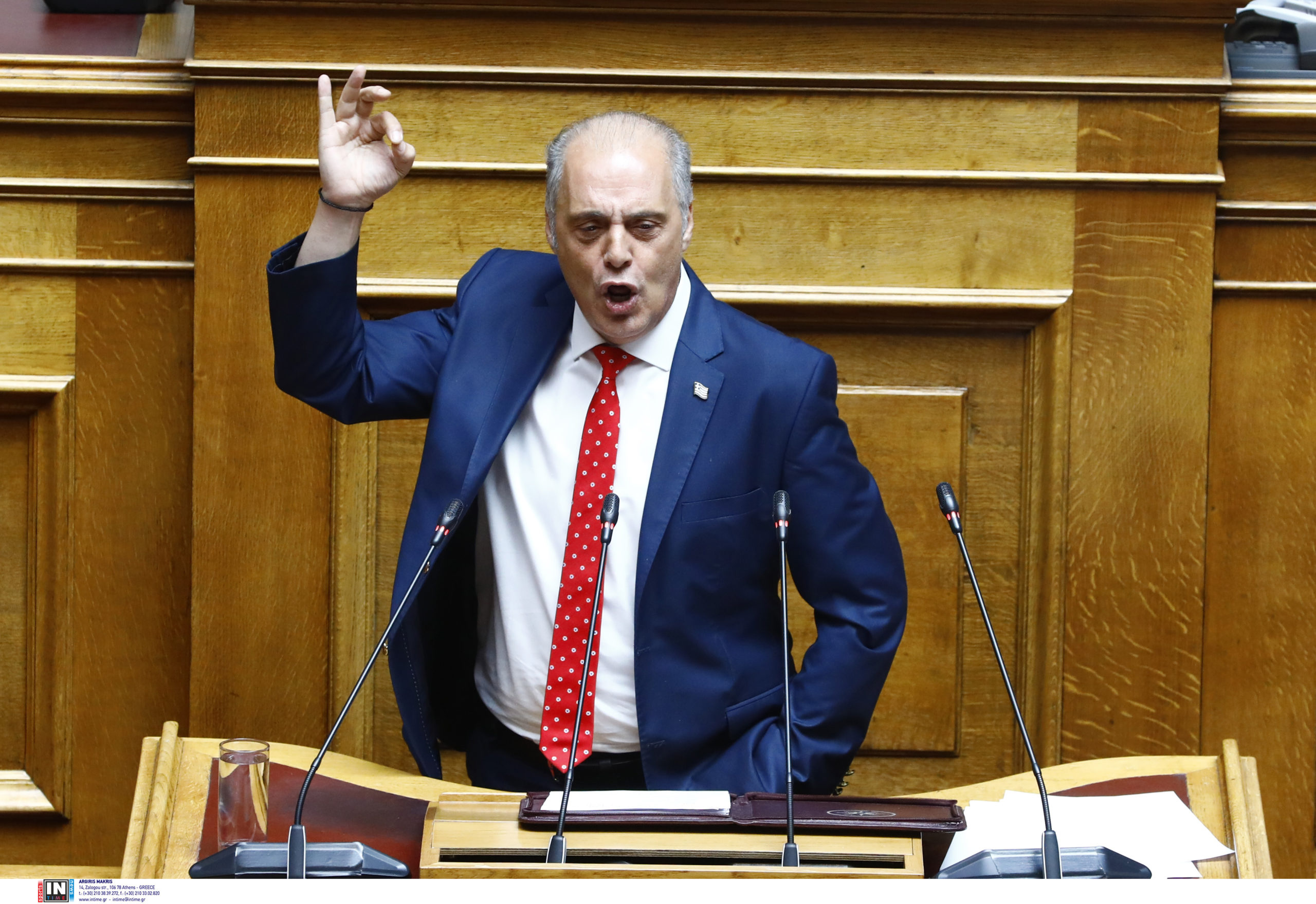 Βελόπουλος ξεσπά στη Βουλή: «Θα σας ανατρέψουμε για να σώσουμε την ...