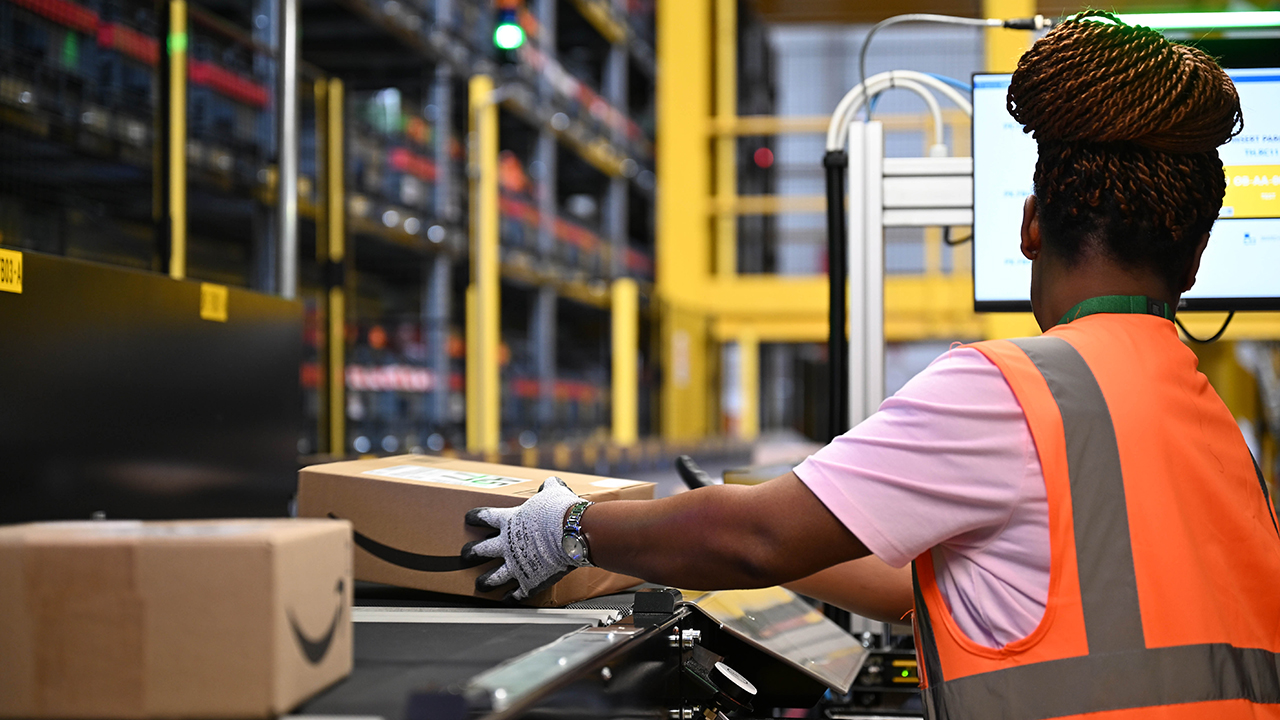 Amazon unveils high-tech eyeglasses, AI to boost efficiency of deliveries