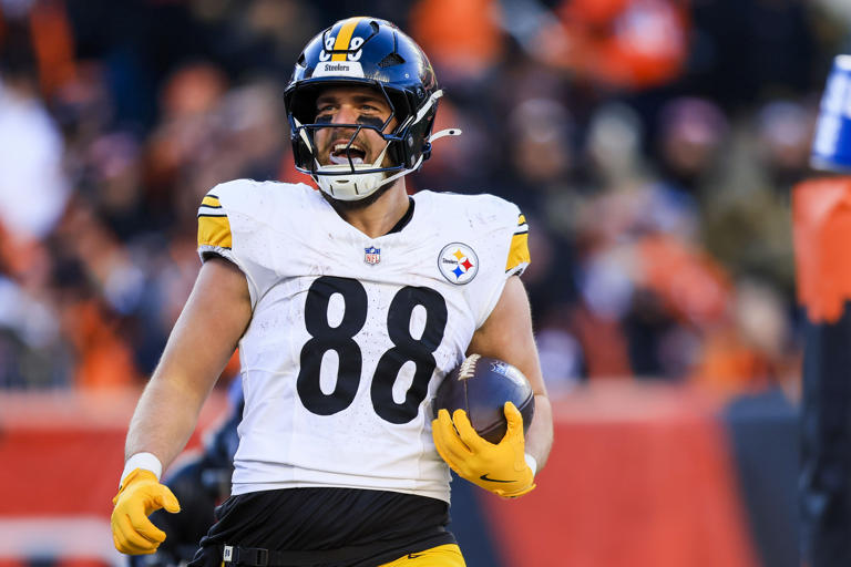 Steelers' Ben Roethlisberger Had Unique Way Of Working With Pat ...