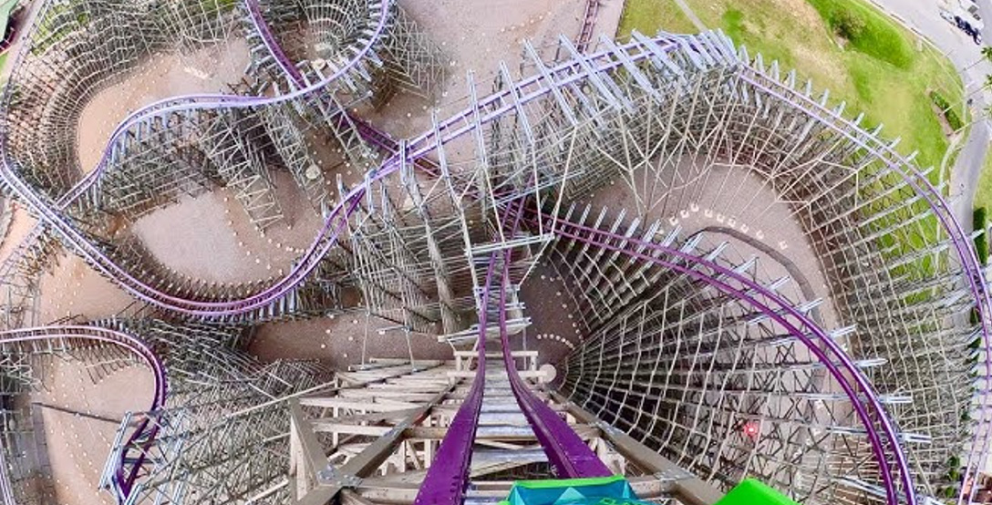 18 Photos Onboard The Wildest Roller Coasters Ever