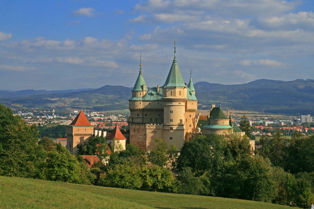 20 Fairy Tale Castles Hidden in European Forests