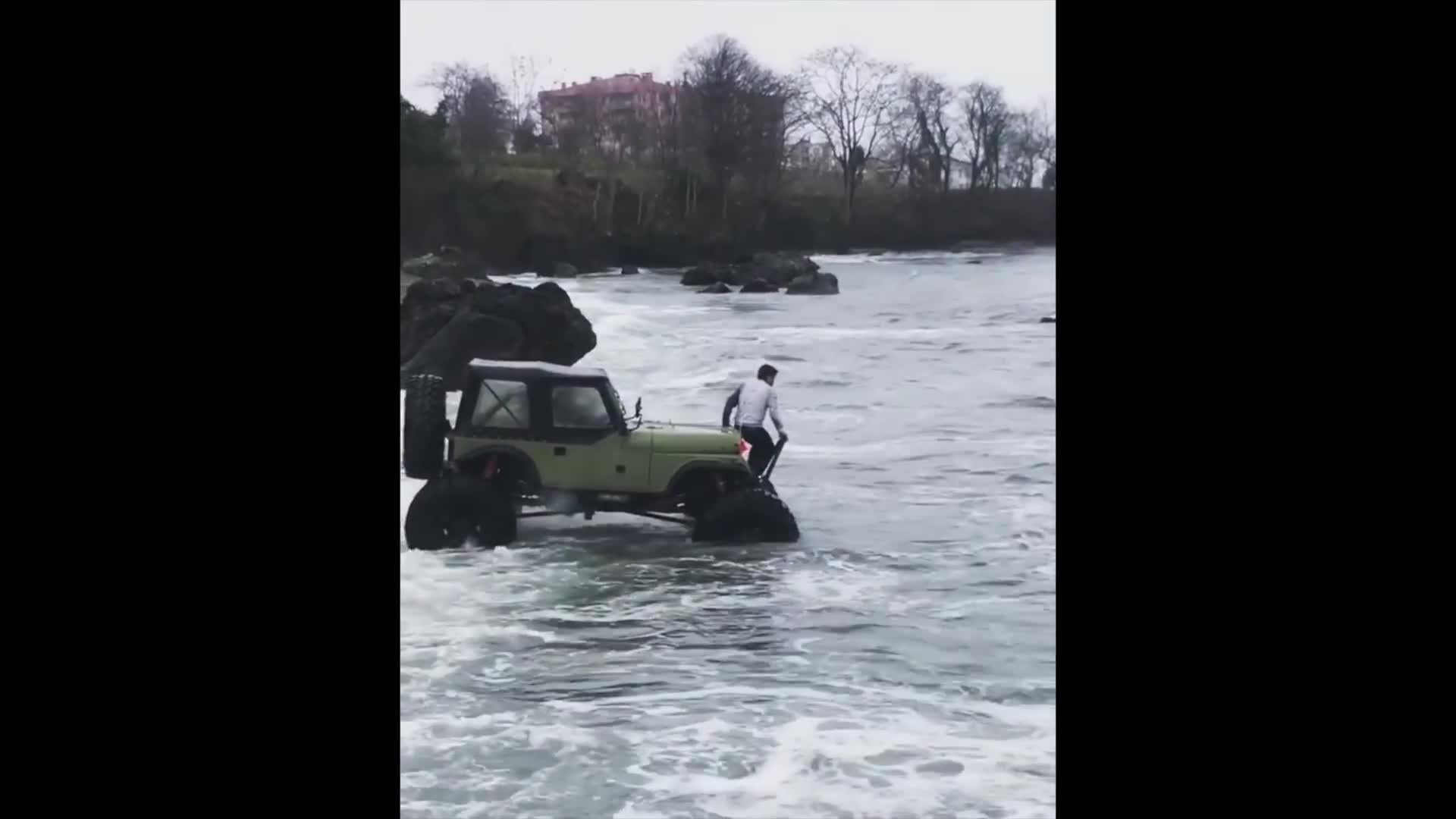Ultimate Jeep fails and wins compilation