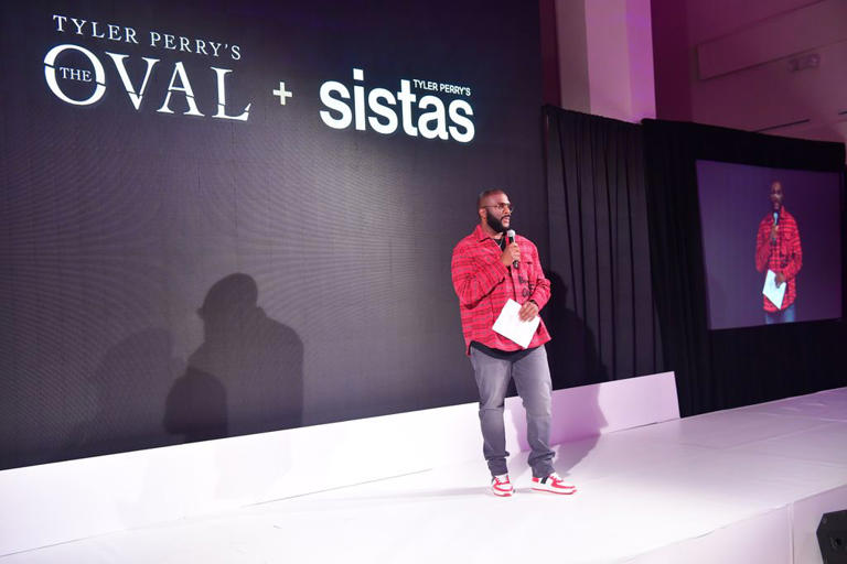 Who is Derek Dixon? All about the 'The Oval' actor suing billionaire ...