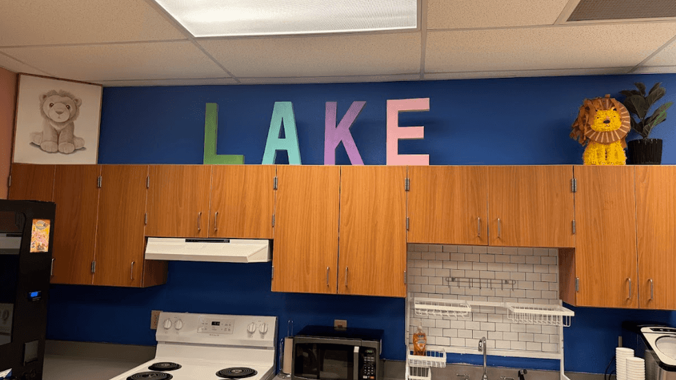 Local elementary school receives $5,000 teachers' lounge makeover