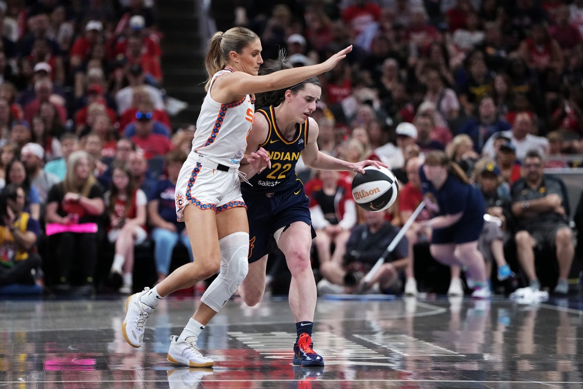 WNBA fans outraged as Marina Mabrey avoids ejection after shoving ...