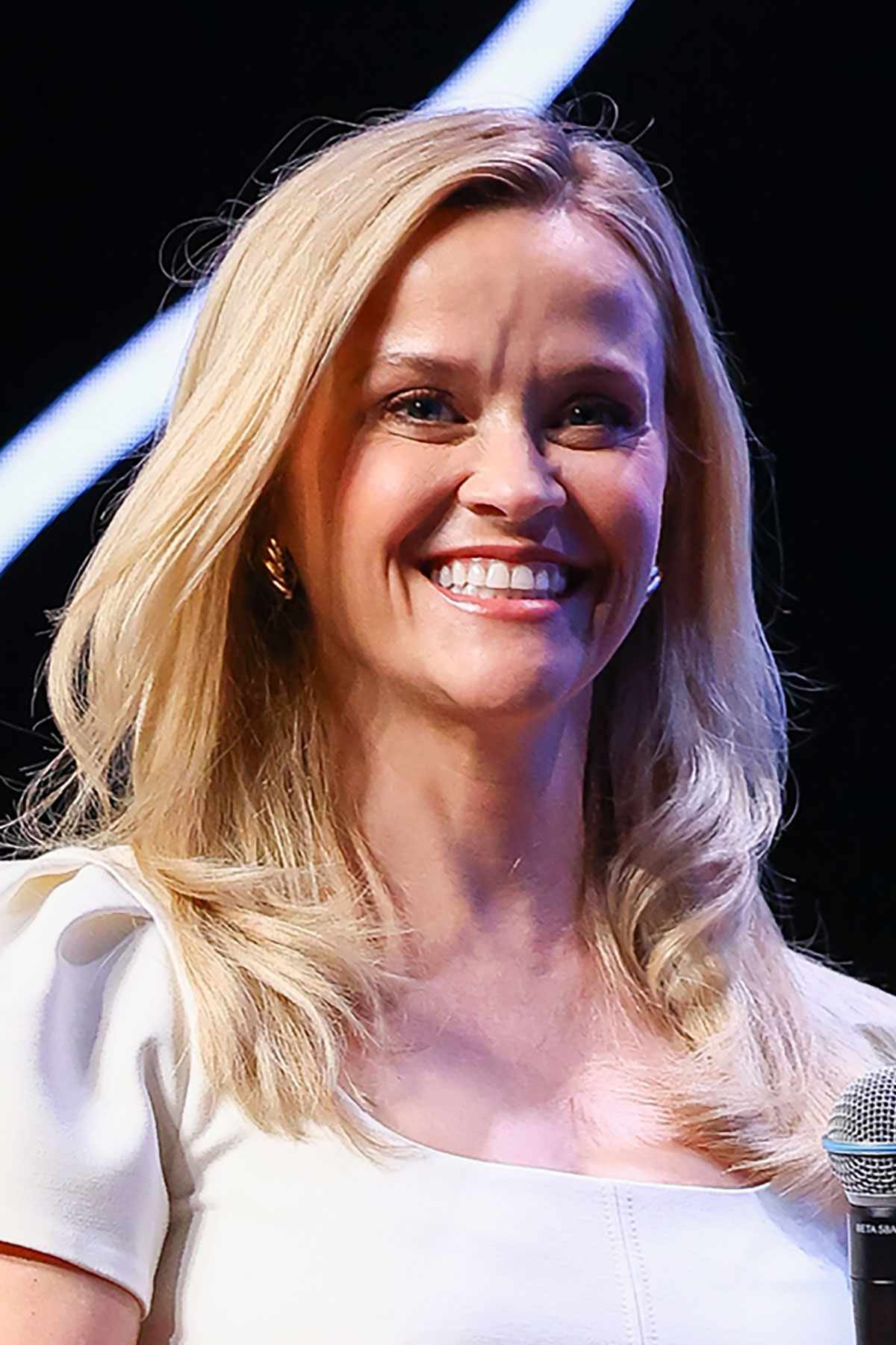 Reese Witherspoon’s Itty-Bitty Anti-LBD Is the Breezy Staple You’ll Want to Wear for the Next 3 ...