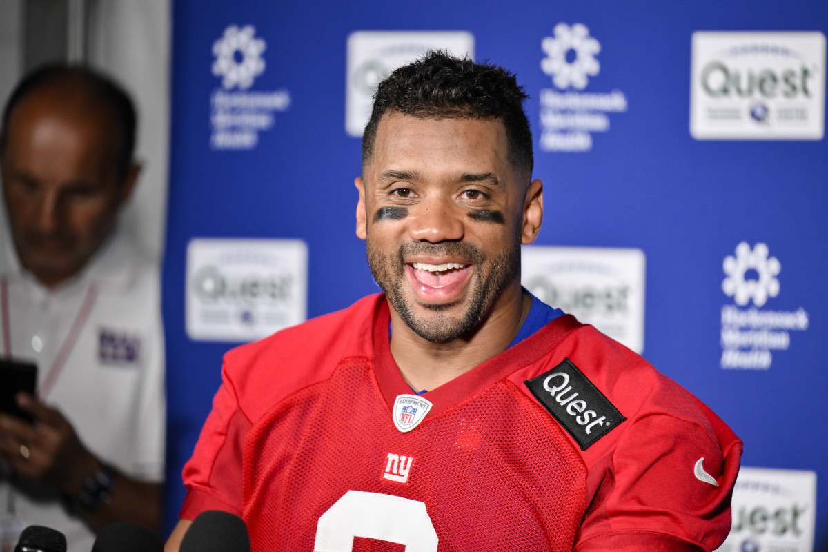Russell Wilson Showed True Character After Being Benched